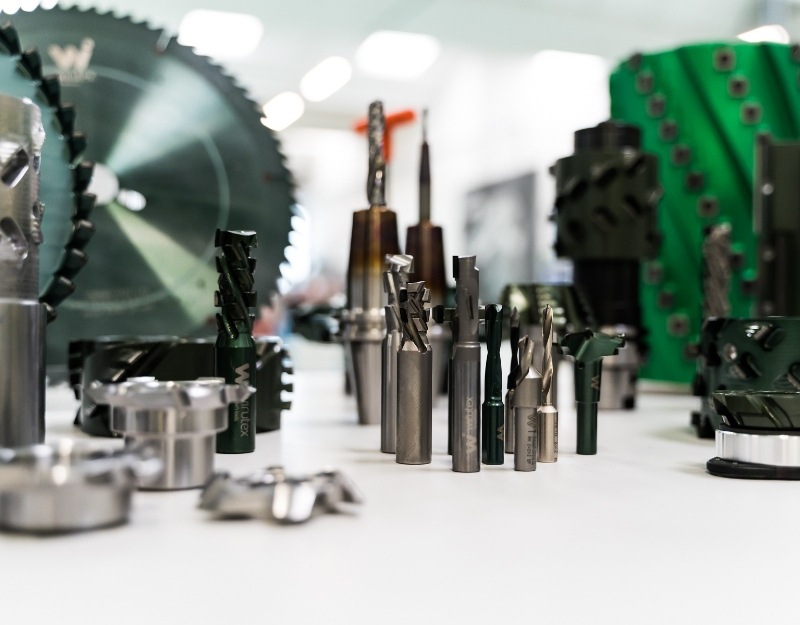 Why choose PCD and HW tools